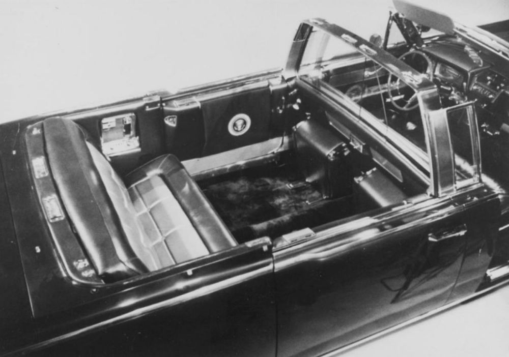 One of the Most Famous Vehicles in History: Rare Photographs of JFK ...