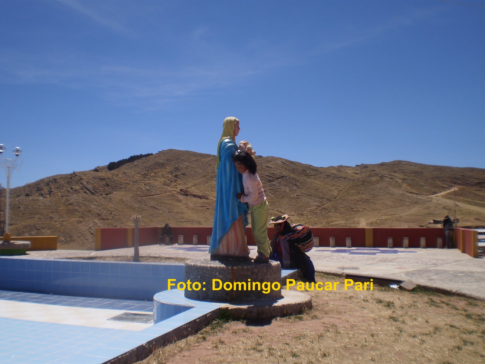 CAPANO: UN DÍA DE VISITA AL DISTRITO DE CAPACHICA