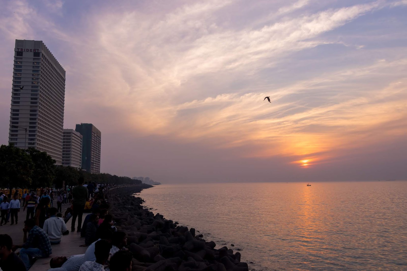 Soaking the last sunset of 2018 at Nariman Point