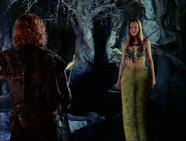 She's Fantastic: Hercules: The Legendary Journeys - SHE-DEMON!