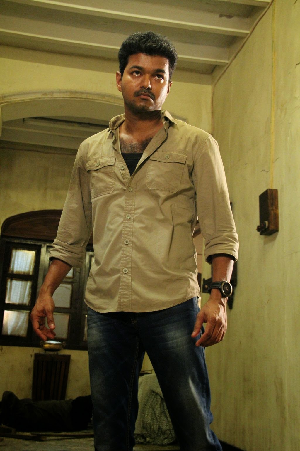 TAMIL CINEMA NEWS STYLISH VIJAY AS SEEN IN KATHI tamil-cinema-news-stylish-vijay-as-seen-in-kathi