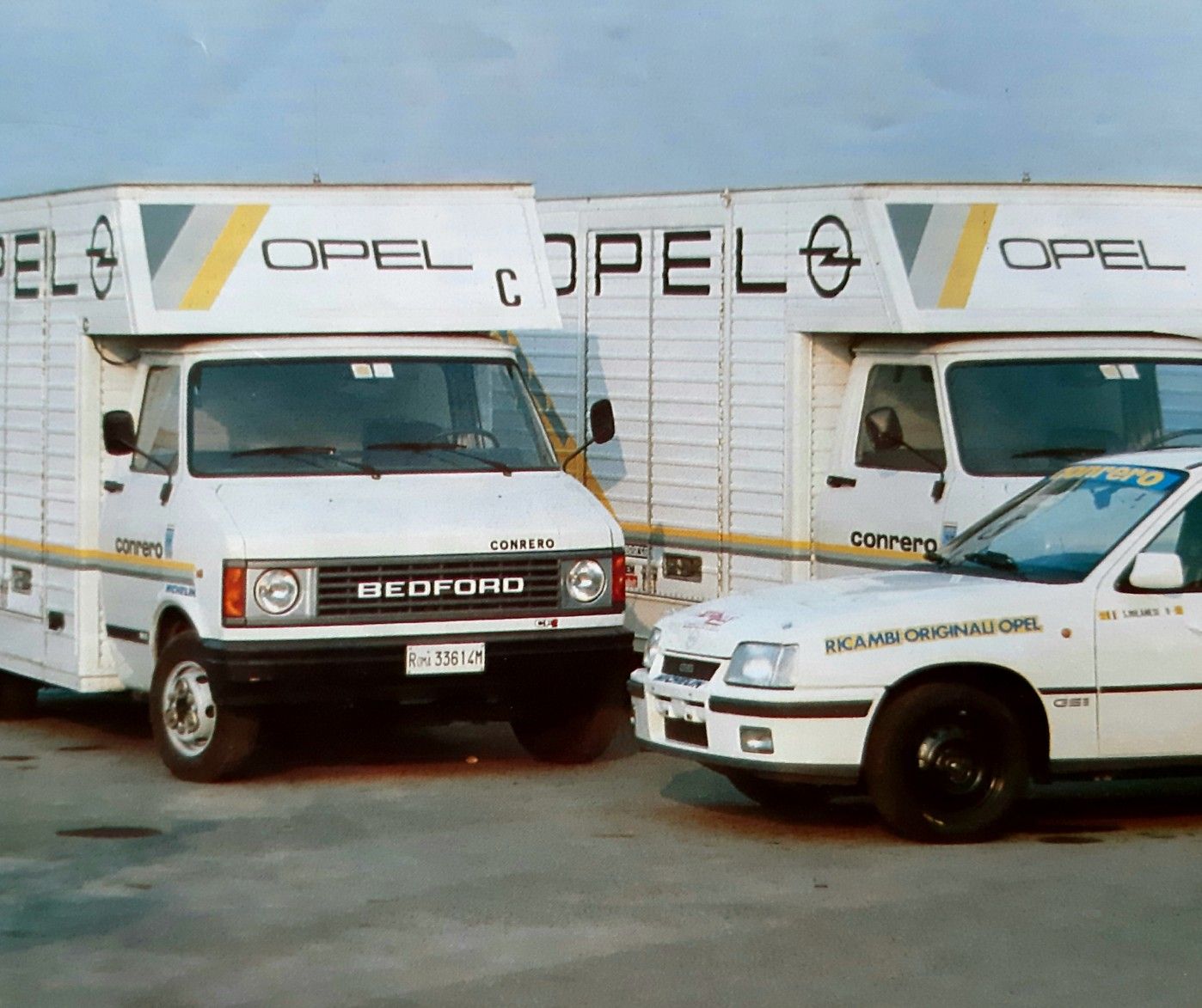 Bedford CF2 Van: 1980's Opel Conrero Race Team - Official GM Italy