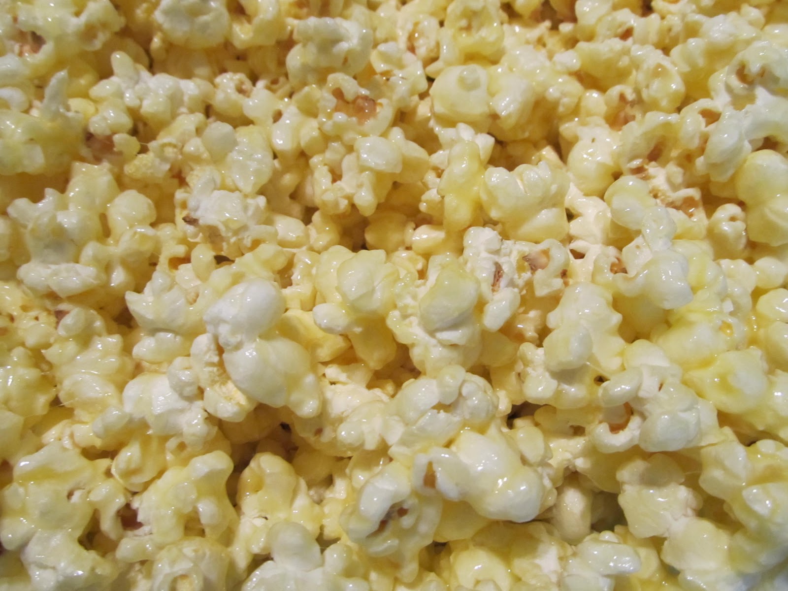 The Busy Bee's: Candy Popcorn