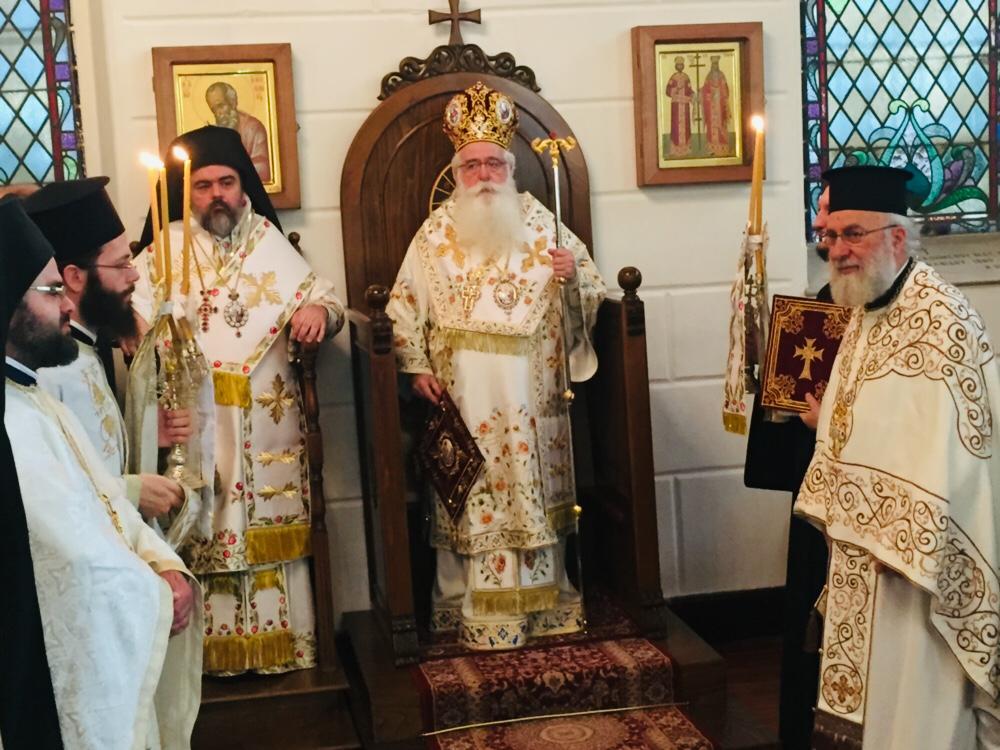 ΦΩΣ ΦΑΝΑΡΙΟΥ: Η ΠΑΝΗΓΥΡΙΣ ΤΗΣ ΑΓΙΑΣ ΦΩΤΕΙΝΗΣ ΣΤΗΝ ΣΜΥΡΝΗ (ΦΩΤΟ)
