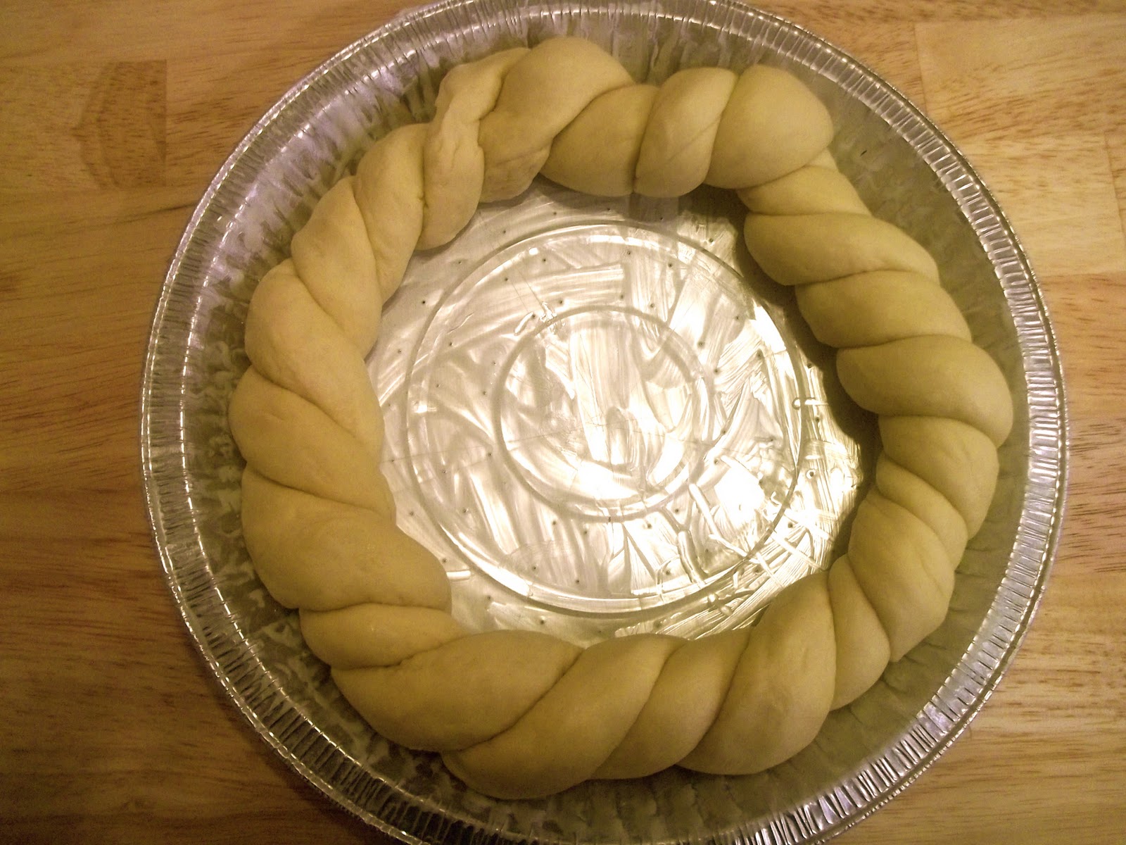 Stealthy Mom: Kolachi (braided circle bread)