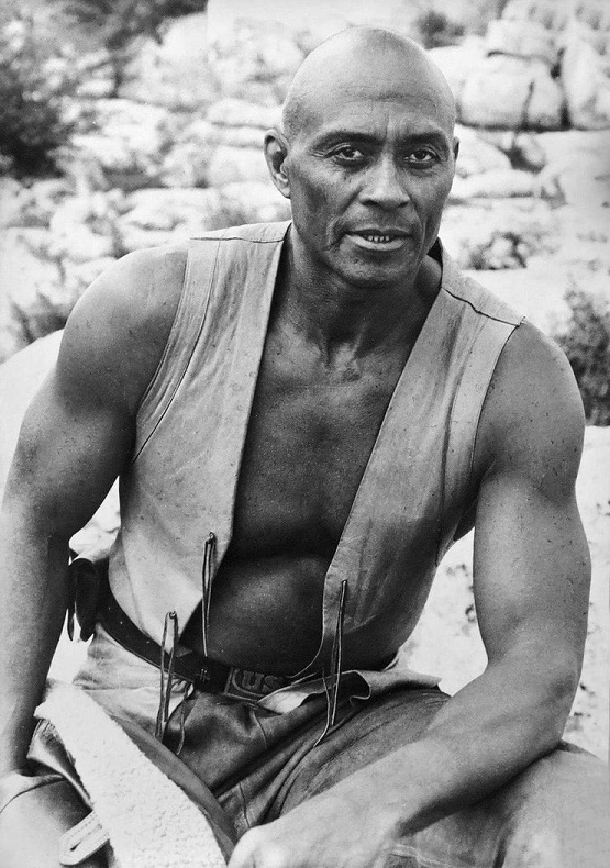 Museo LoPiù: Woody Strode (Los Angeles, California, US, 25-7-1914 ...