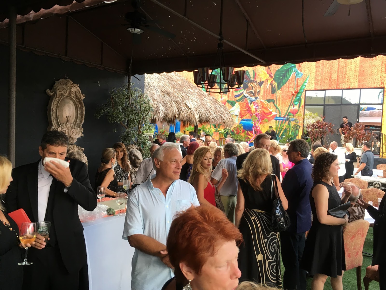 Photos VIP Party Opening Reception for The 1st Spring Art Festival