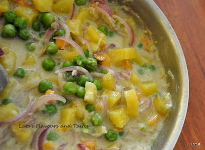 Flavours and Tastes: Ishtu - vegetables stewed in rich coconut milk