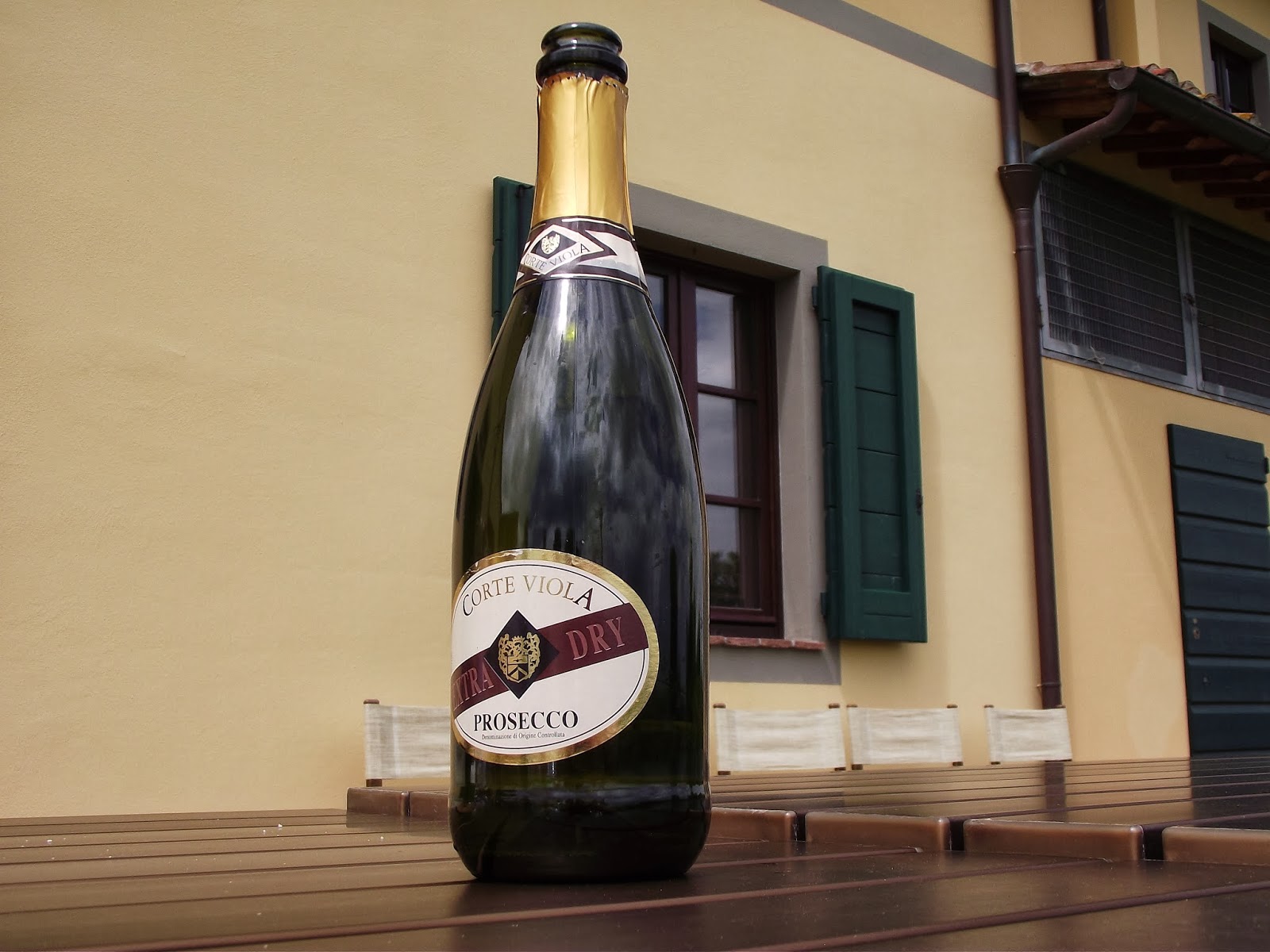 Flavours of Italy: Prosecco..the Italian answer to champagne!