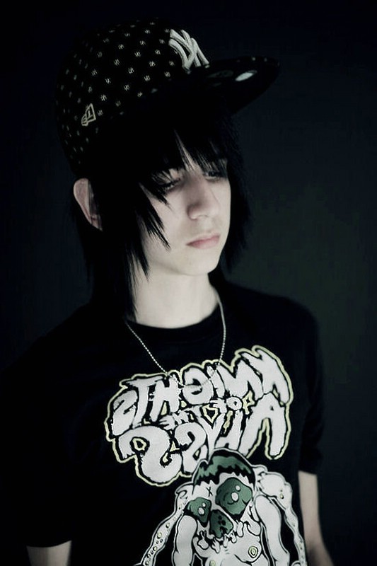 Fashion Hairstyles: Boys Emo Hairstyle Photo Gallery Fashion Hairstyles: Boys Emo Hairstyle Photo Gallery