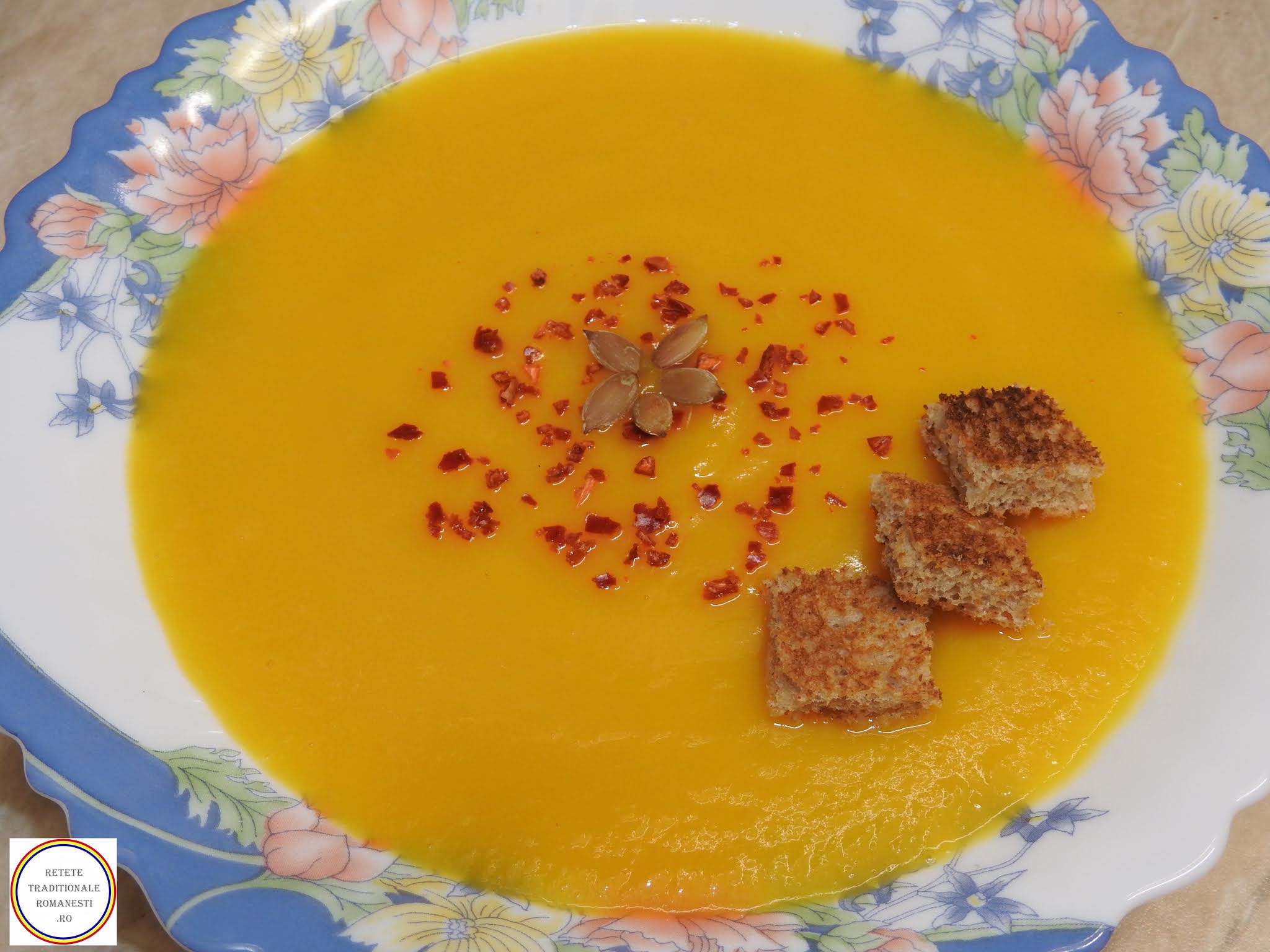 Supa crema de dovleac reteta | Retetetraditionaleromanesti.ro