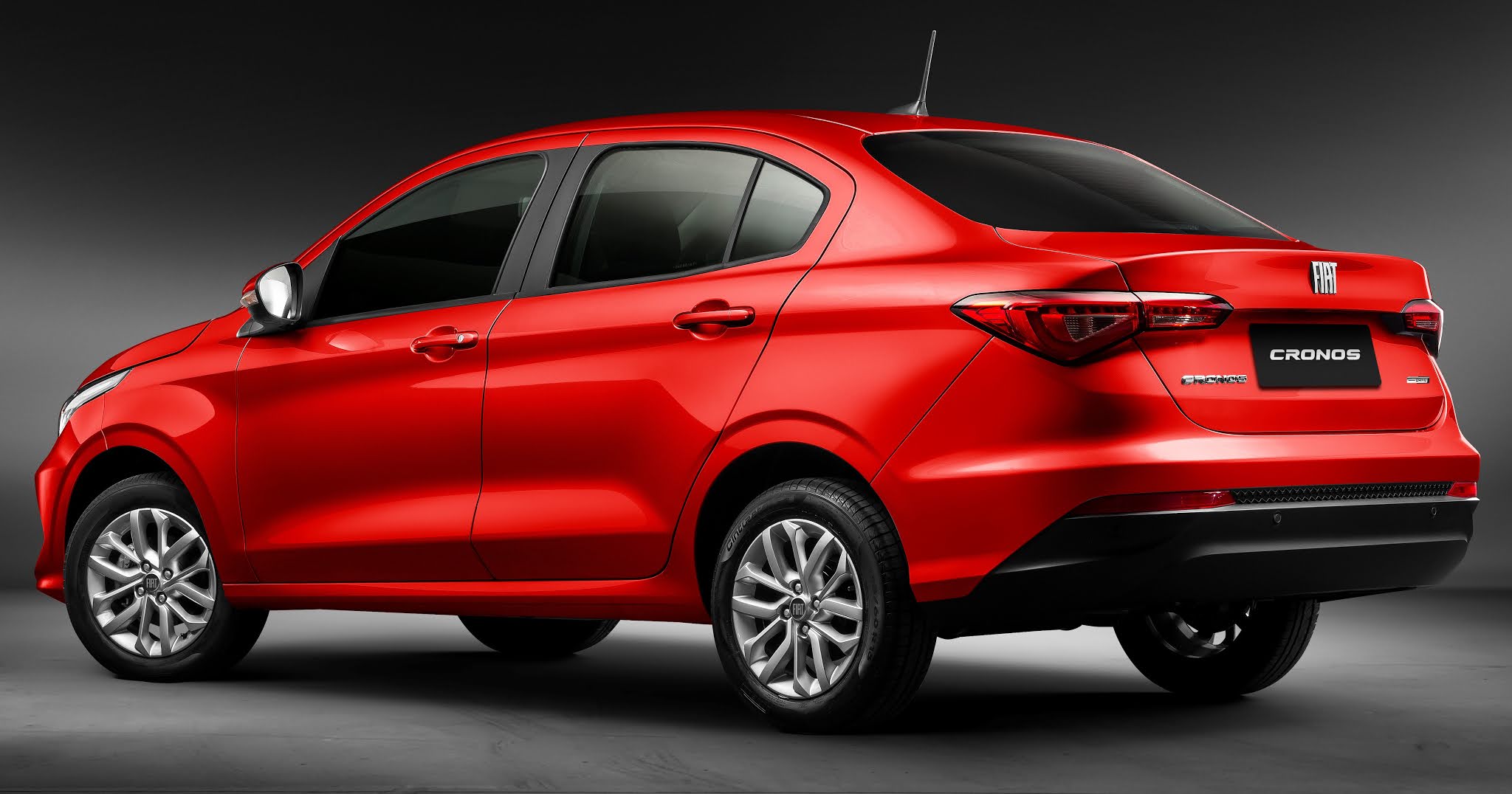 Cronos 2021 é o quarto Fiat a estrear nova identidade visual da marca