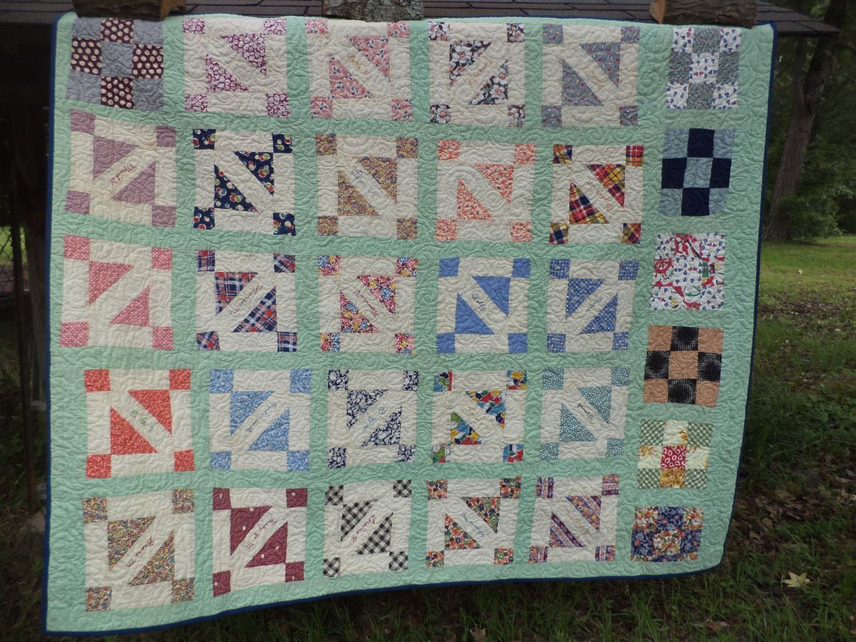Kat & Cat Quilts: Antique Signature Quilt Completed (WIP 1939-2015)