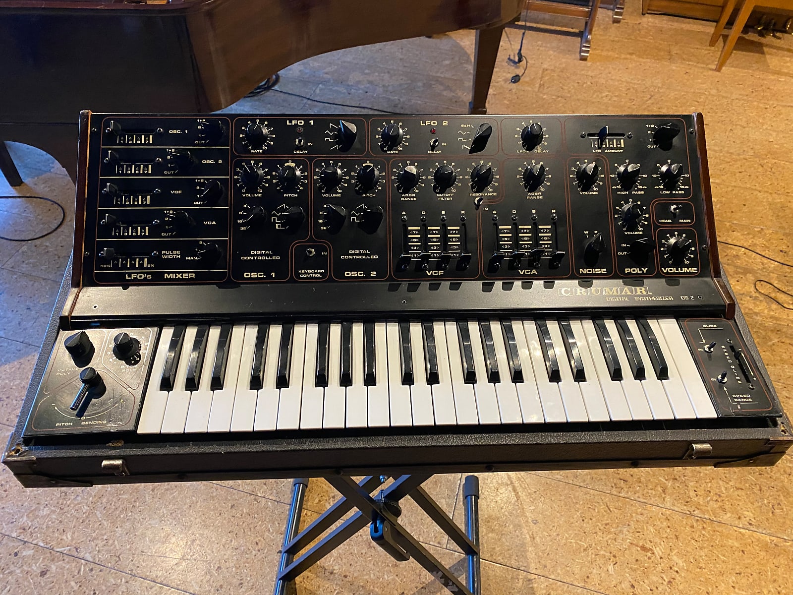 MATRIXSYNTH: Crumar DS2 SN 820