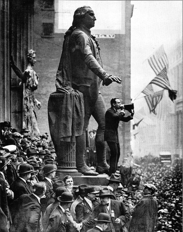 Photos of Charlie Chaplin, Douglas Fairbanks and Mary Pickford ... Photos of Charlie Chaplin, Douglas Fairbanks and Mary Pickford ...