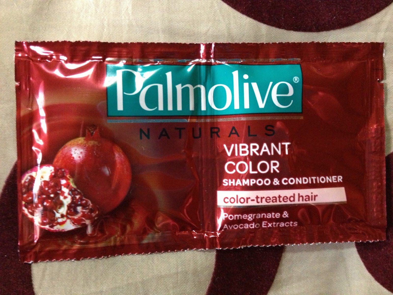 Stylestat: Palmolive Naturals Vibrant Colors (Pomegranate)