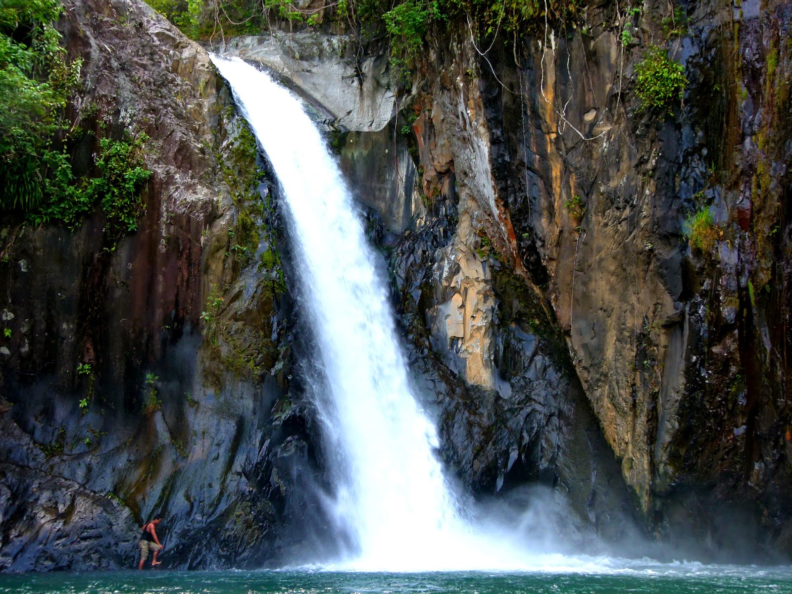 CAIBIRAN, BILIRAN - Lakwatserong Tsinelas