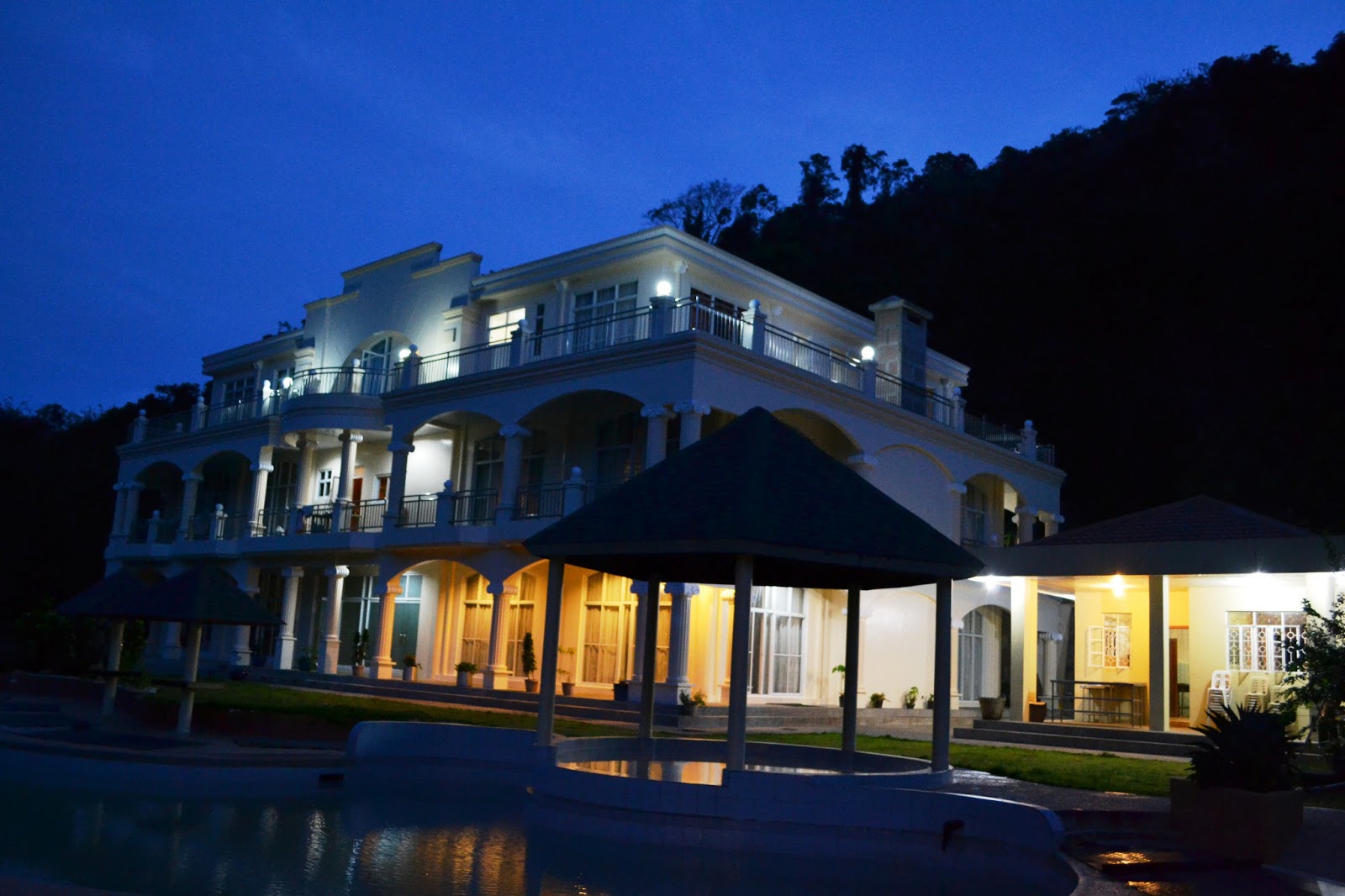 DocFun - d Dr. of Fun & Adventure - Bucketeering at its Finest!: ASIN ...