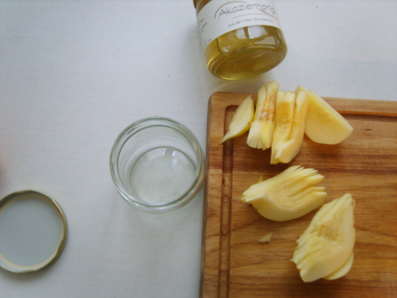 The Food and the City: quince tea