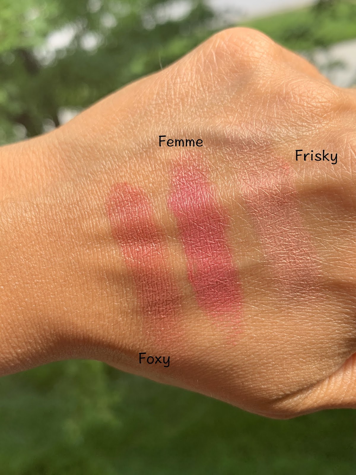 Makeup, Beauty and More: Honest Beauty LIT Powder Blushes