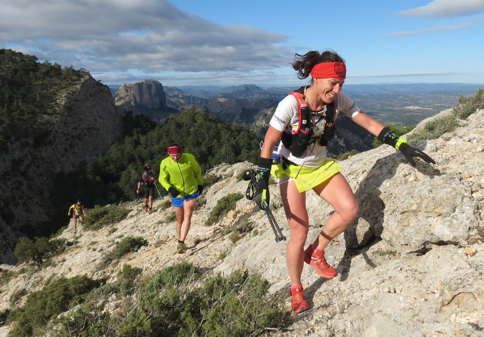 CORRIENDO POR LA SIERRA: ULTRA TRAILS Y BANDAS SONORAS.