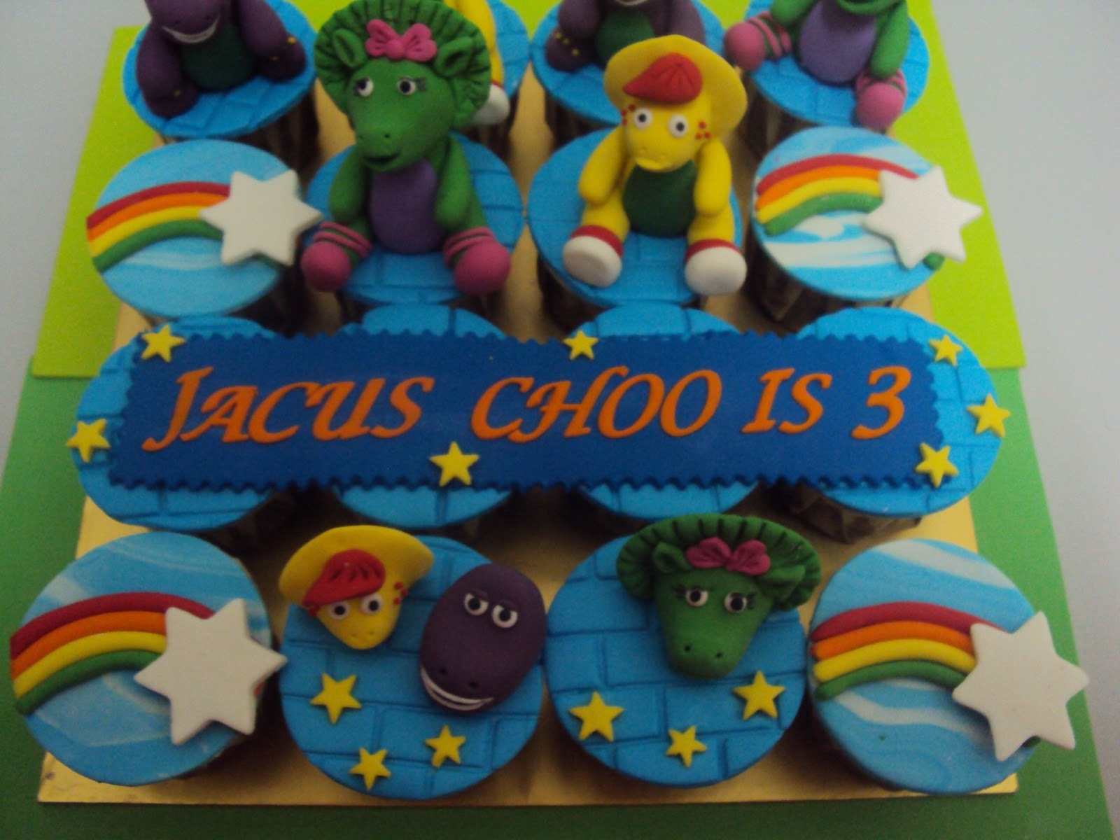 L'mis Cakes & Cupcakes Ipoh Contact : 012-5991233 : Jacus Choo Turns 3