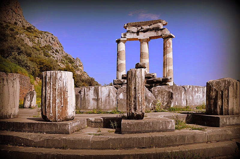 ΙΣΤΟΡΙΑ ΕΛΛΗΝΙΚΗ ΚΑΙ ΠΑΓΚΟΣΜΙΑ : ΟΙ ΔΕΛΦΟΙ ΚΑΙ ΤΟ ΜΑΝΤΕΙΟ ΤΩΝ ΔΕΛΦΩΝ