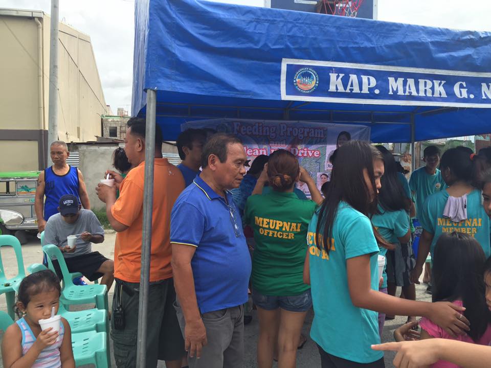 Barangay Manuyo Dos: Feeding Program 2016
