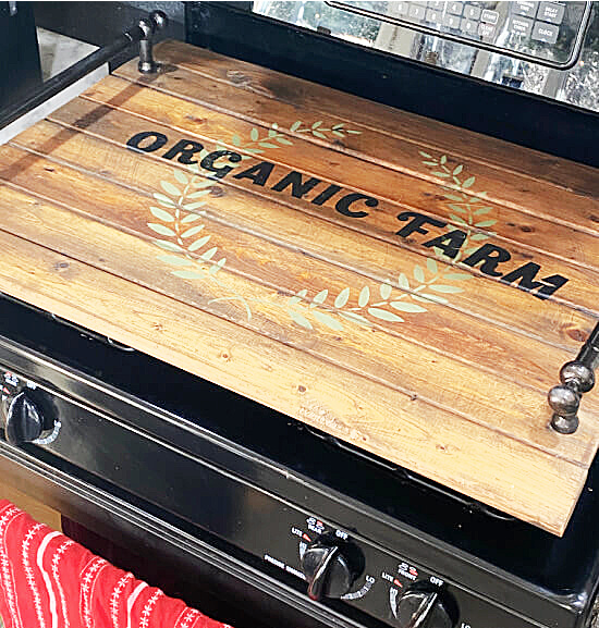 DIY Farmhouse Noodle Board