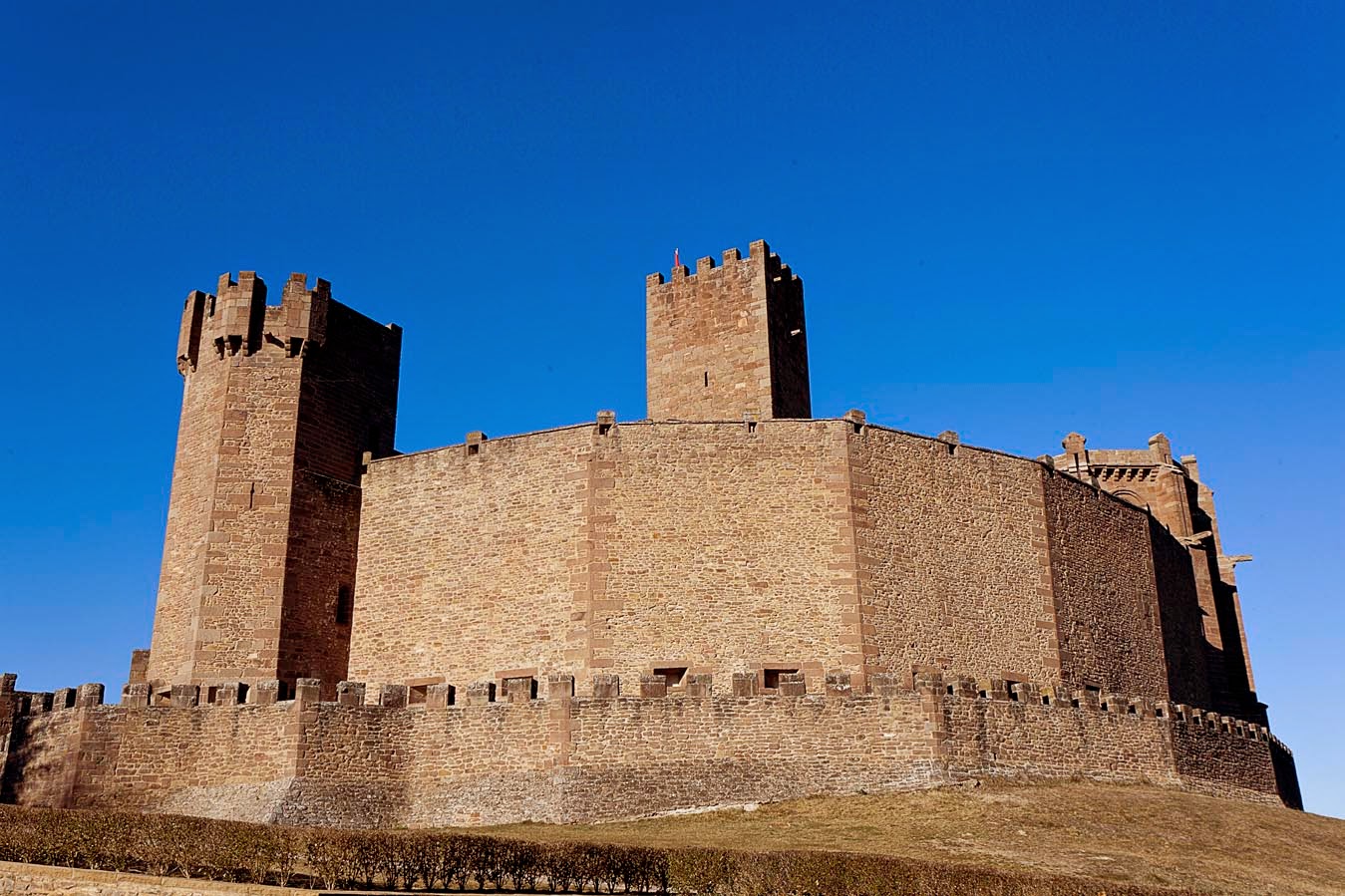 Lugares Sacros: El Castillo de Javier (Navarra)