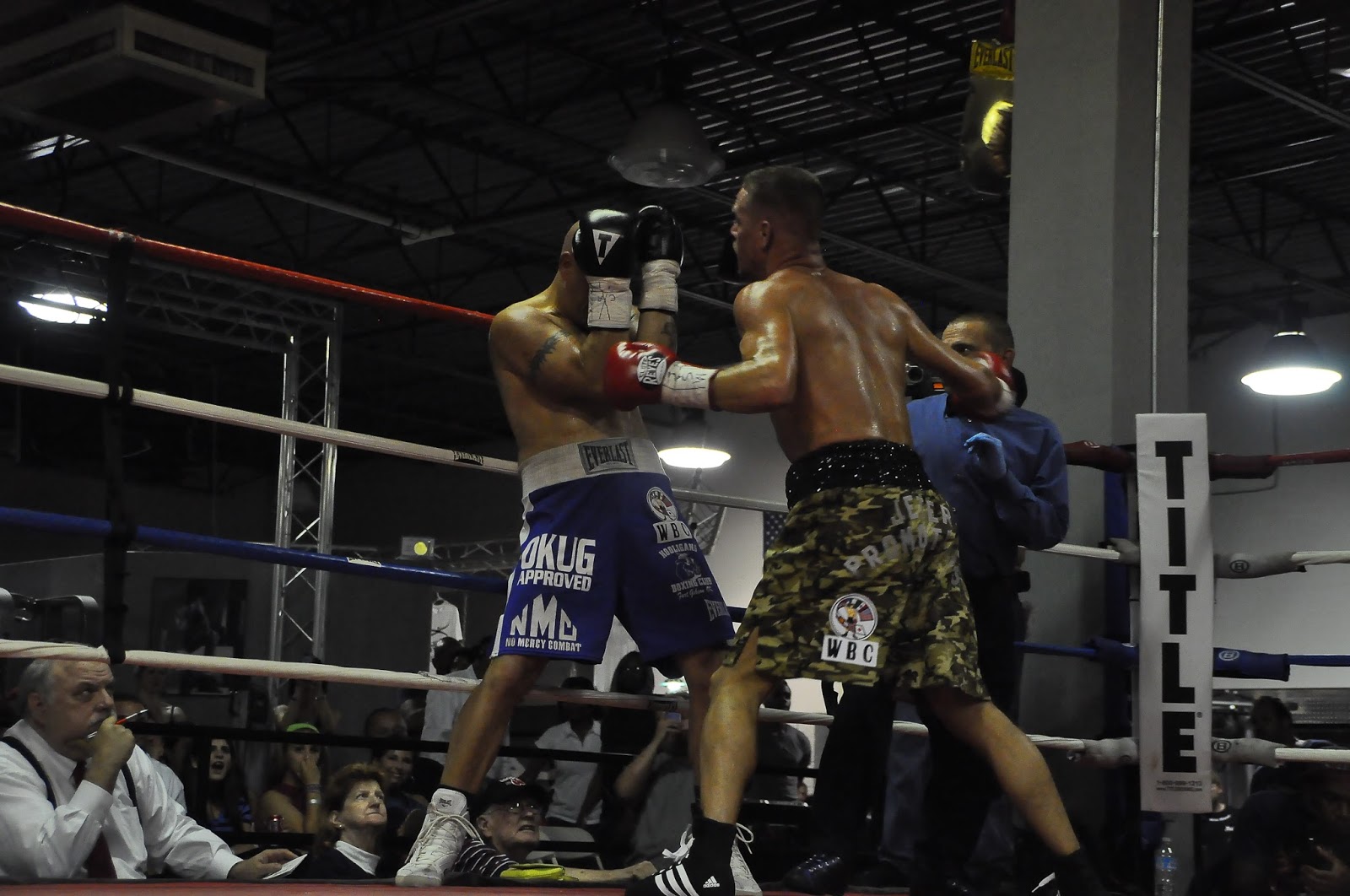 Boxing Along The Beltway: Jeter Keeps WBC Fecarbox Title!