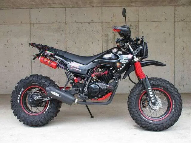 Mercenary Garage - Custom Bike, SciFi & Punk Engineering Blog: Yamaha TW125 Trailway