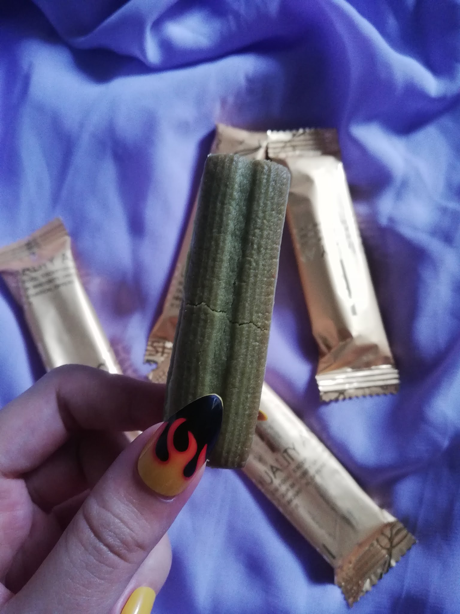 Cienanigans: SUNSSI FRANZZI MATCHA CHOCOLATE COOKIE