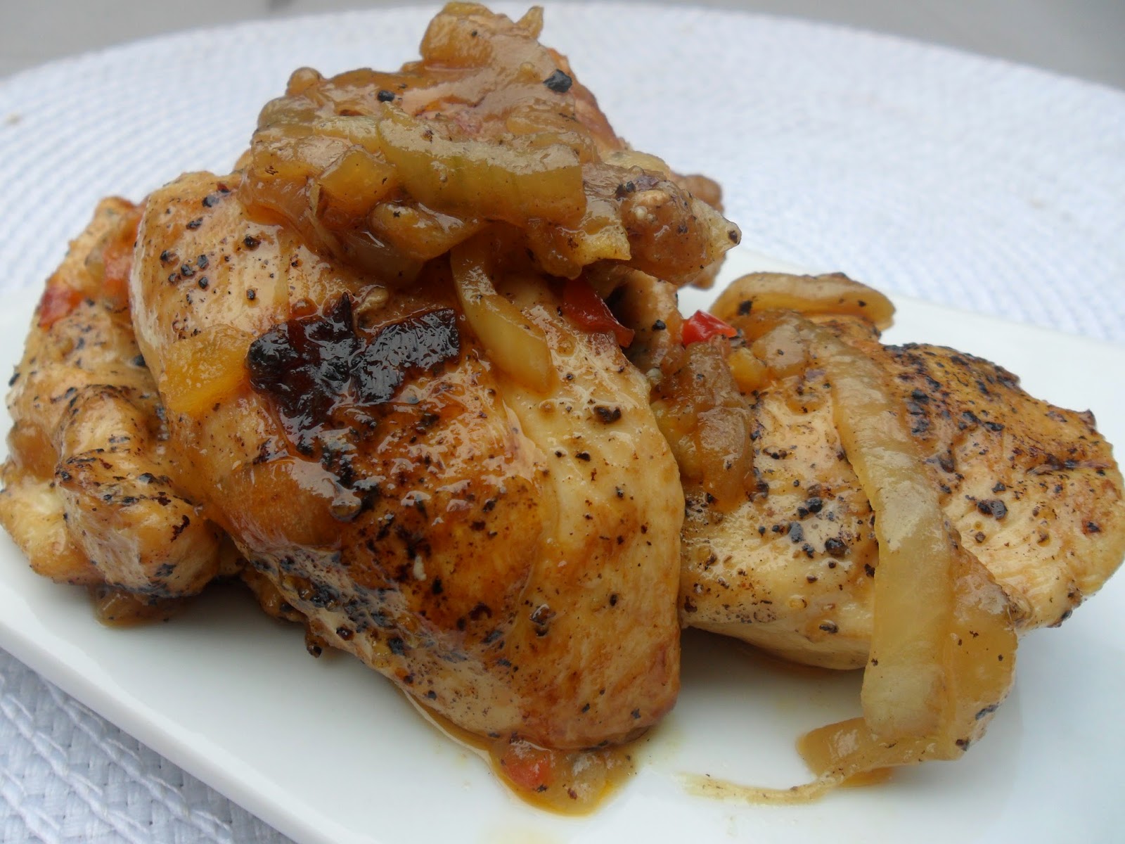 Poulet confit aux oignons, façon mamie ! (4 pers)