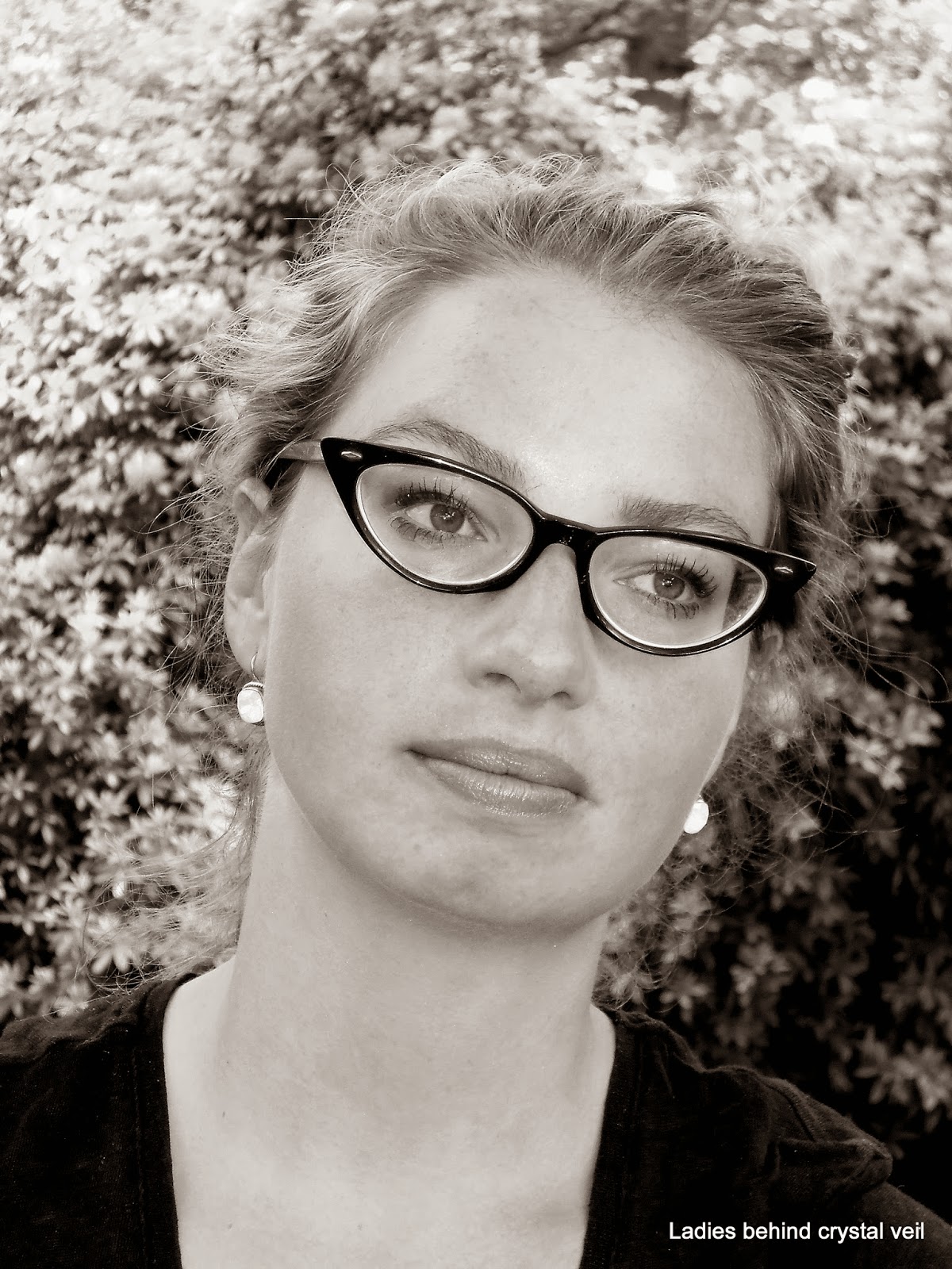 Lovely ladies behind crystal veil: Sandra 056 - 058