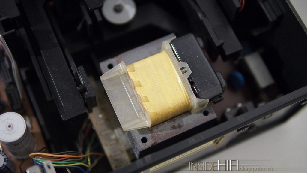 Inside Hi-Fi: Philips CD 150 (CD 150/00, CD 150/60)