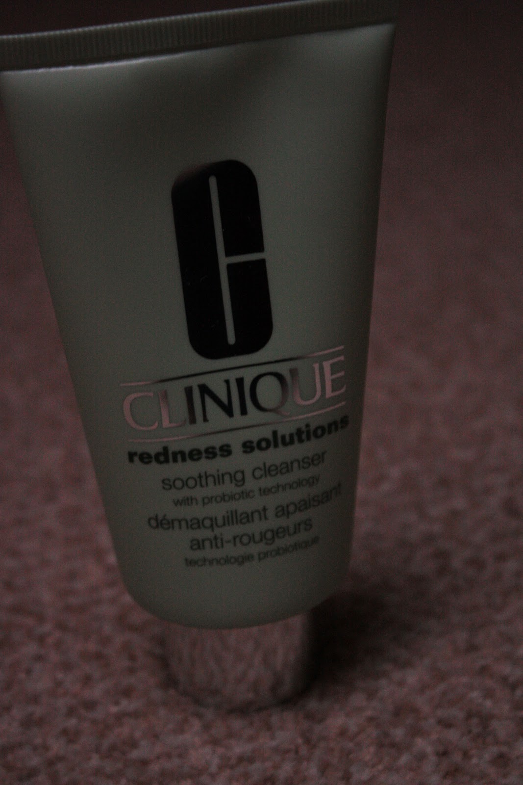 Ceri: REVIEW: Clinique Redness Solutions Cleansing Kit