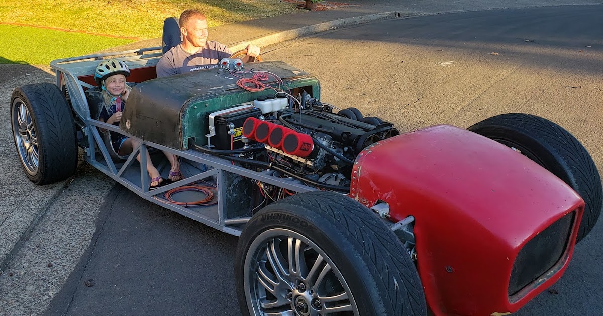 Vintage and Classic Car Blog: Slowly, But Not Surely - A Locost (fake ...