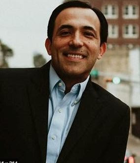 EL RRUN RRUN: FIRST NEECE VS. CAPT. BOB: NOW TREY VS. ERASMO & CARLOS