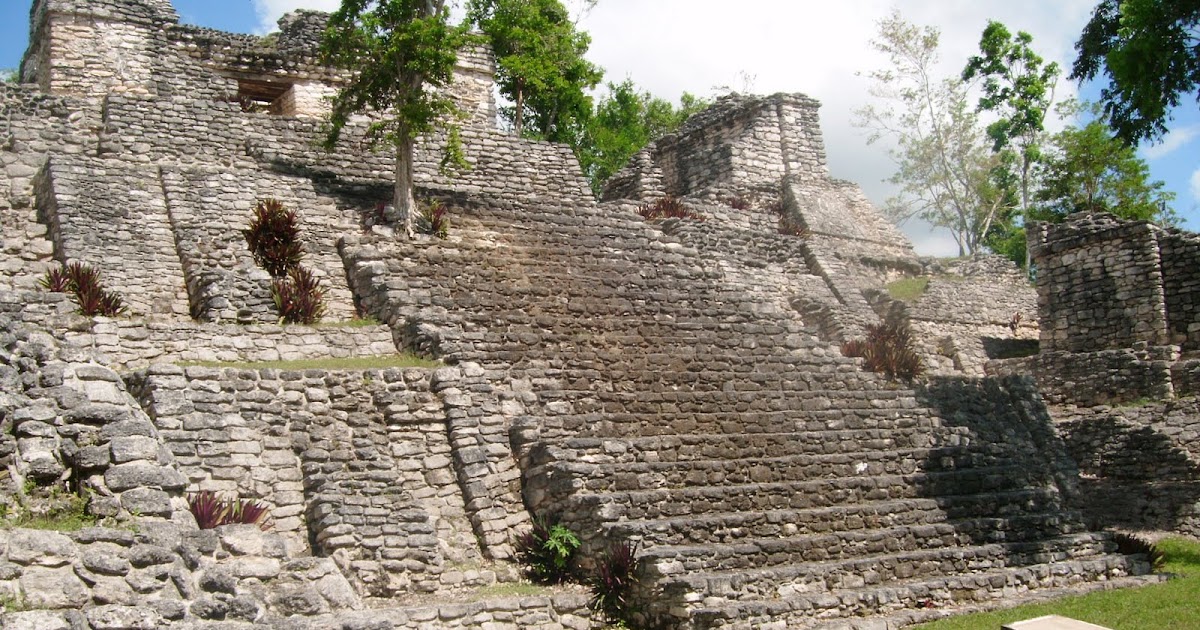 ZONA ARQUEOLÓGICA DE DZIBANCHÉ - KINICHNÁ ~ BITACORA ADVENTURE