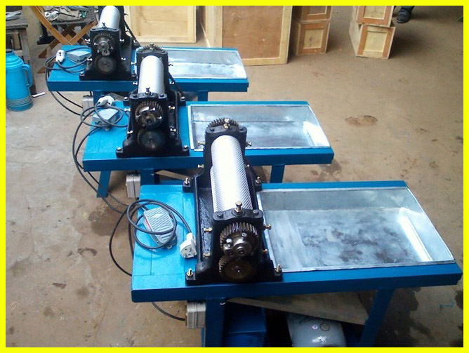 CN MACHINERY CO.,LTD: Beeswax foundation sheet mill machine, Beeswax ...
