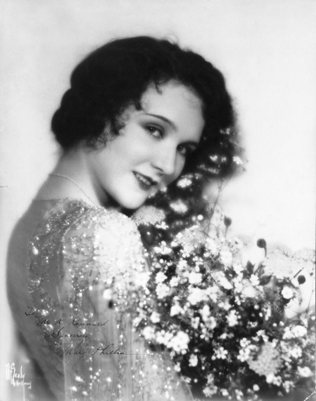 35 Gorgeous Photos of American Actress Mary Philbin in the 1920s ...