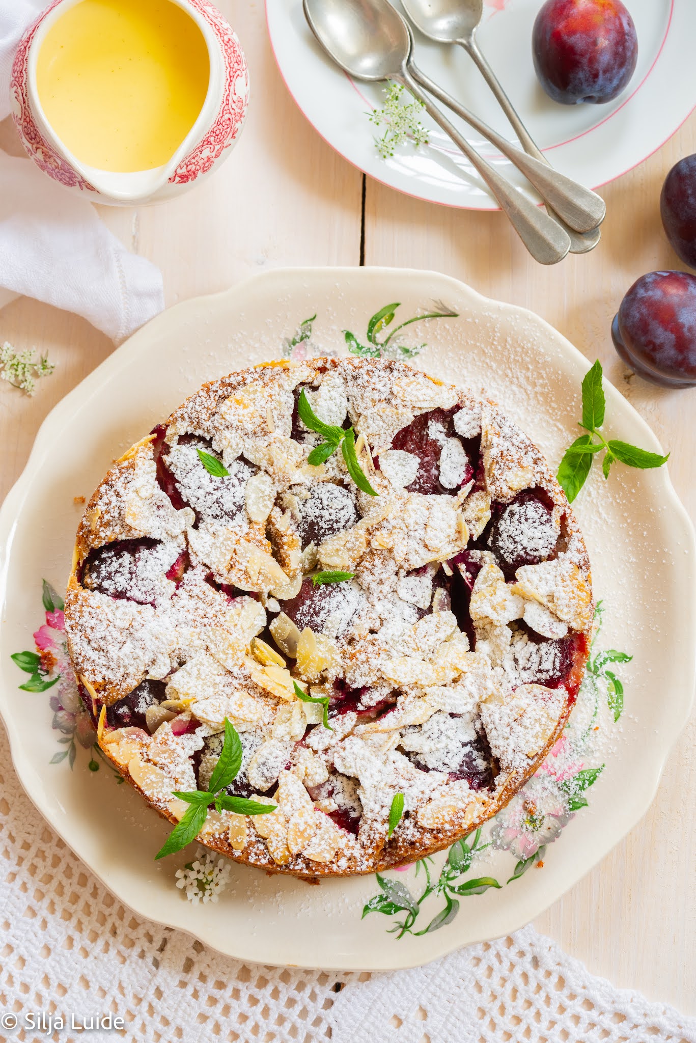 Silja, Food & Paris: Mahlane ploomikook koduse vanillikastmega