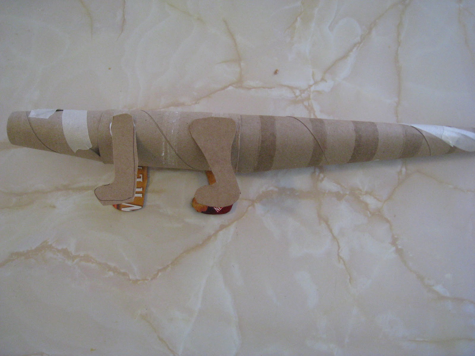 Rainforest Animal Crafts~ Toilet Paper Roll Iguana - Teach Beside Me