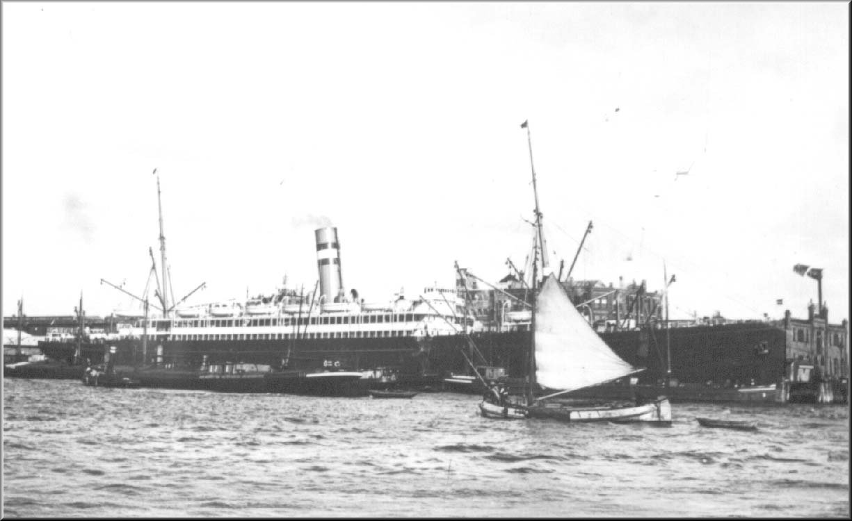 HISTORY - KUNGSHOLM IV (1966-1975) of SVENSKA AMERIKA LINIEN - I