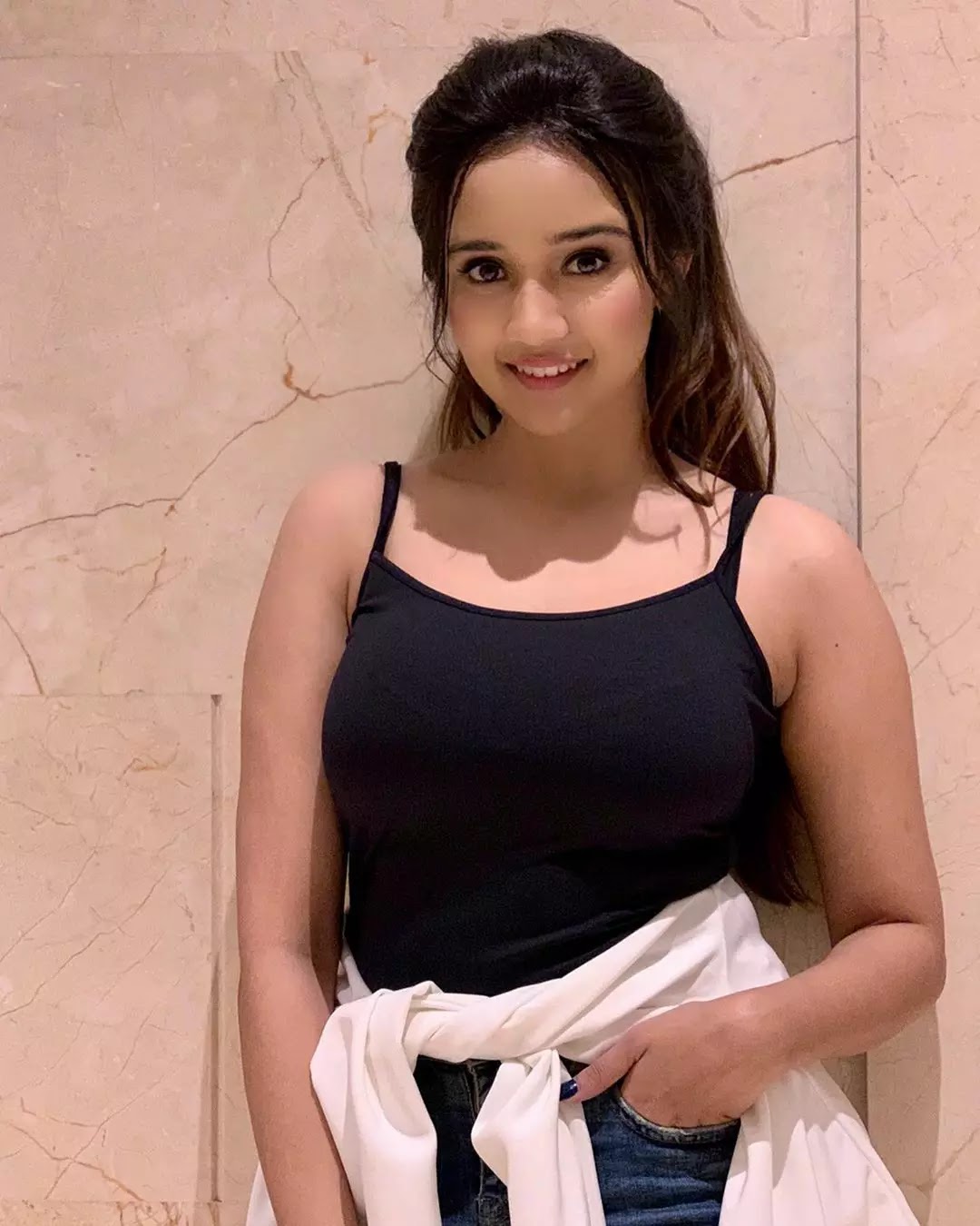 Ashi Singh Life Story Biography | Latest Photos