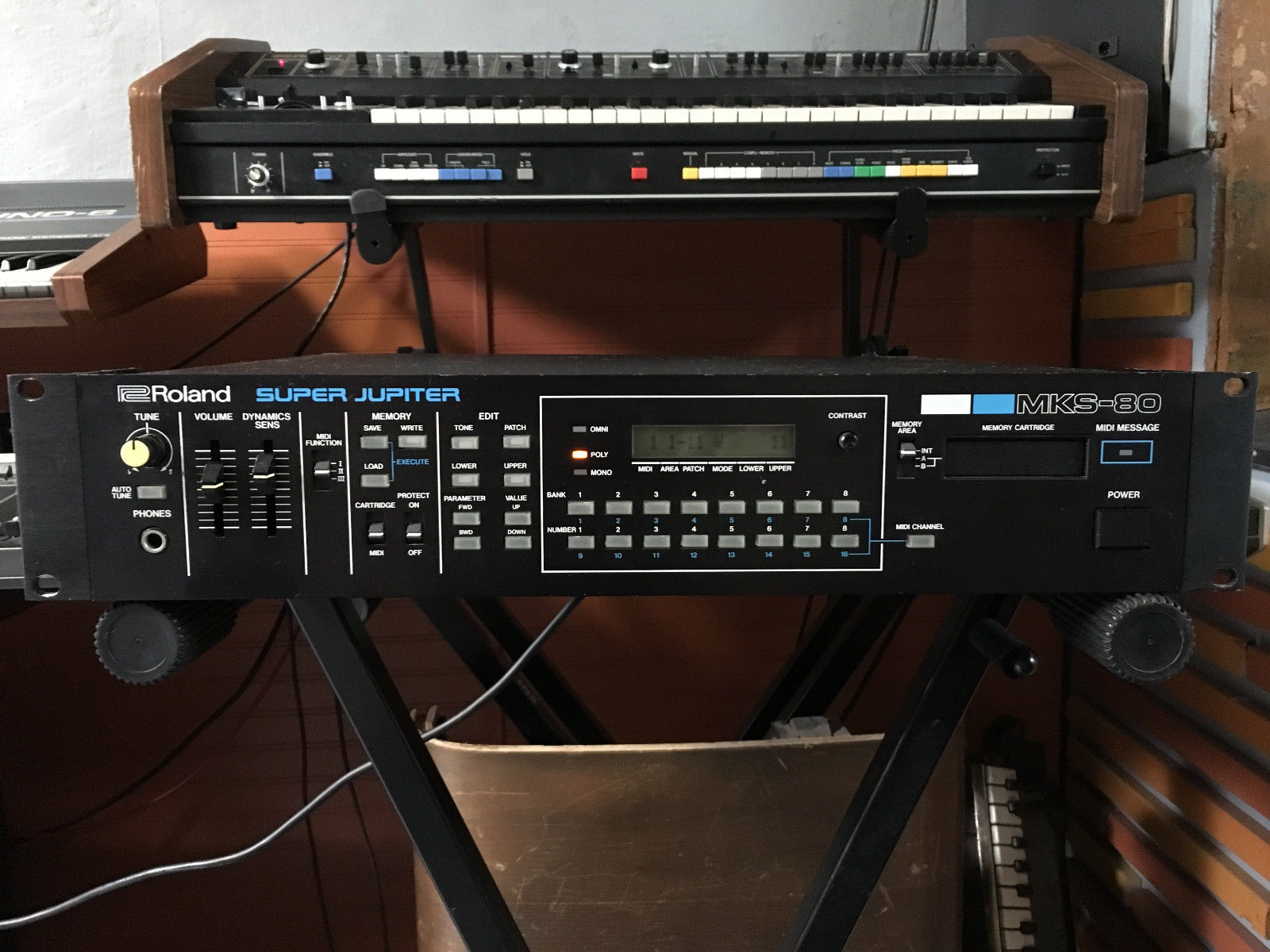 MATRIXSYNTH: Roland MKS-80 Super Jupiter Analog Synth REV4 w/M-64C ...