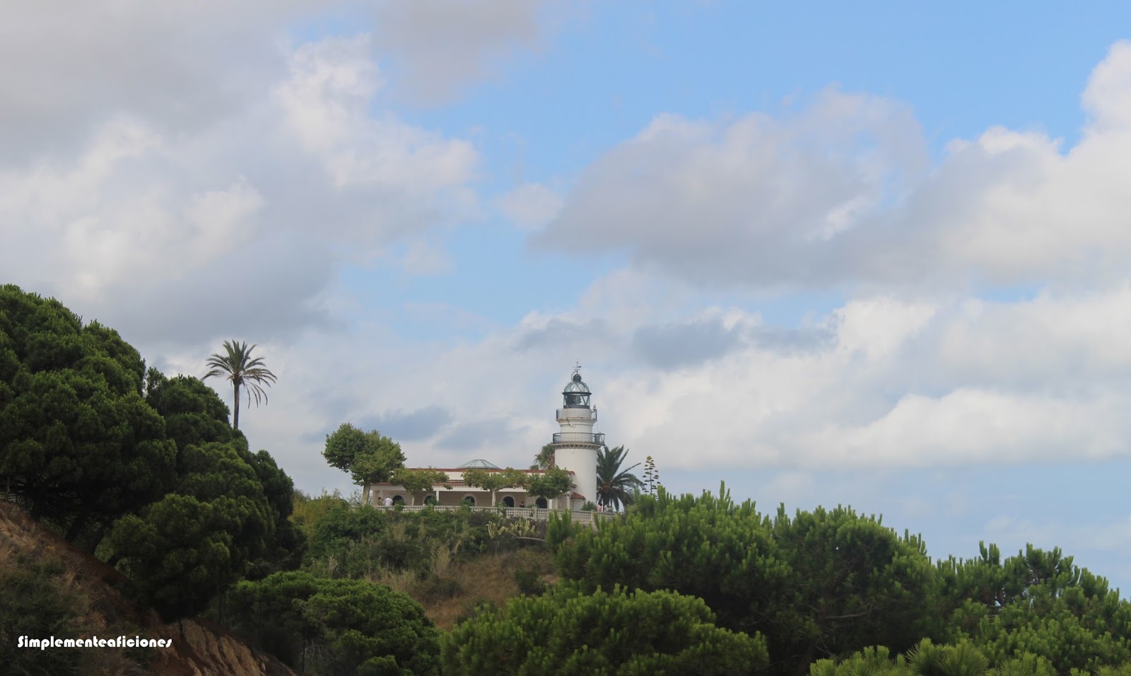 simplementeaficionesfaroscosteros: Faros costeros ( Calella de la Costa ...