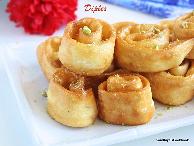 Sandhiya's Cookbook: Diples | Golden Diples | Greek Pastry in Honey Syrup