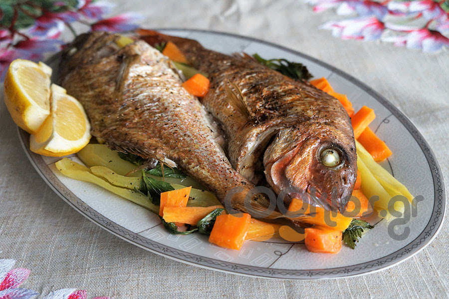 Φαγκρί με λαχανικά στο φούρνο - ΣΥΝΤΑΓΕΣ MATI GR